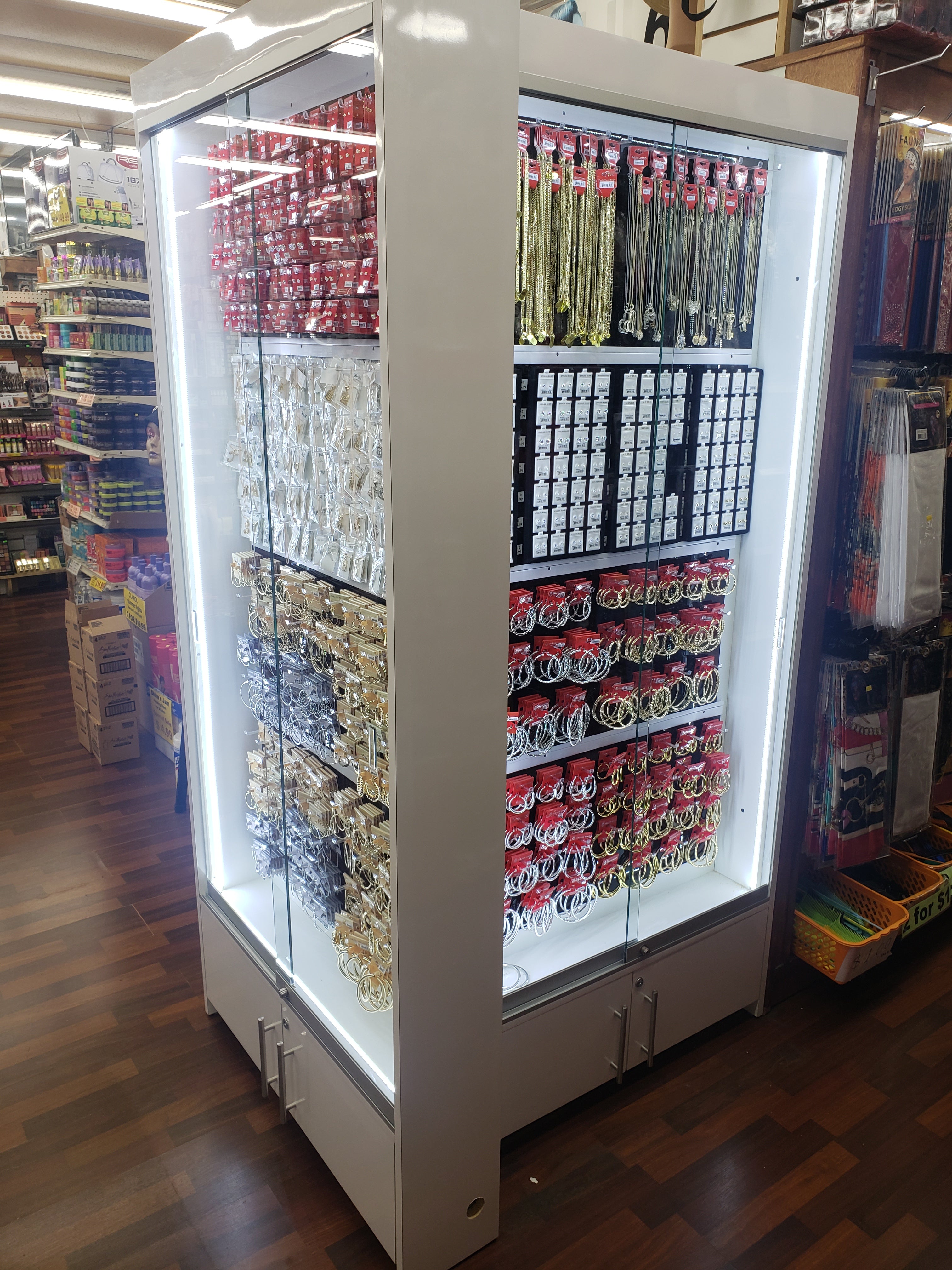 80" Wall Display @ NJ – Joy Jewelry